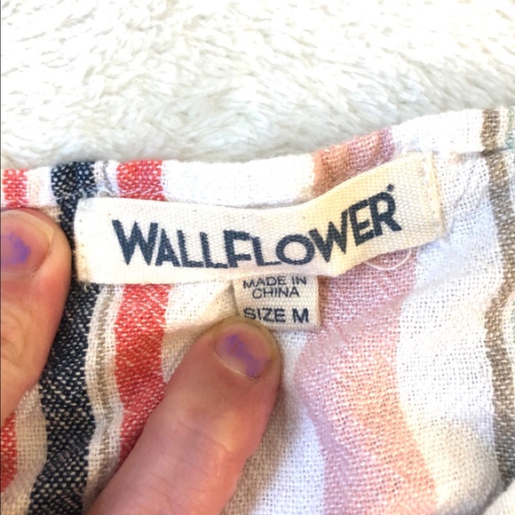 Wallflower | Tops | Wallflower Striped Linen Blend Crop Top Medium ...